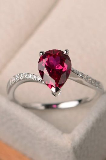 What Do Ruby Engagement Rings Mean? | Beadage