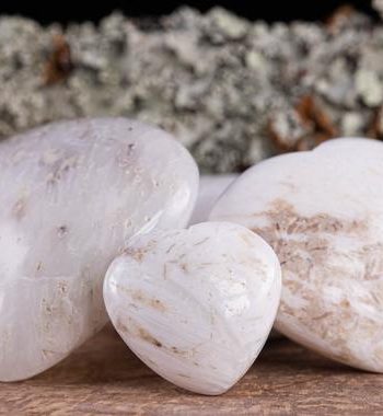 Scolecite Meaning and Properties | Beadage