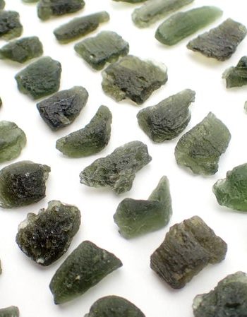 Moldavite Meaning and Properties | Beadage