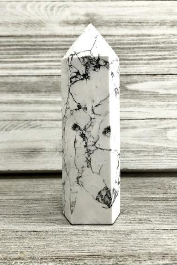 Howlite Meaning and Properties | Beadage