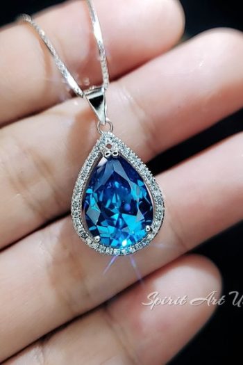 Topaz Necklaces For Sale | Beadage