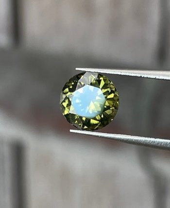 Zircon Stones & Crystals For Sale | Beadage