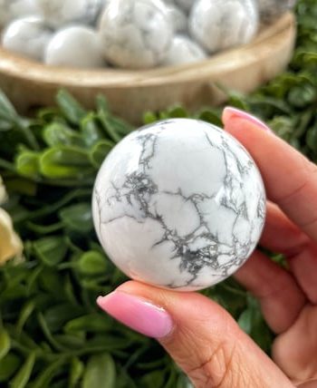 Howlite Meaning and Properties | Beadage