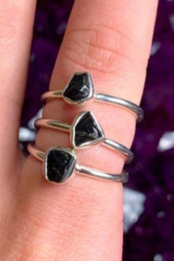 Shungite Meaning and Properties | Beadage