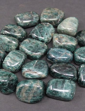 Blue Green Gemstones Names & Meanings (with Pictures) | Beadage