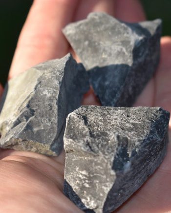 For Sale: Raw Black Onyx Stone - Raw Onyx Stone (0.5"