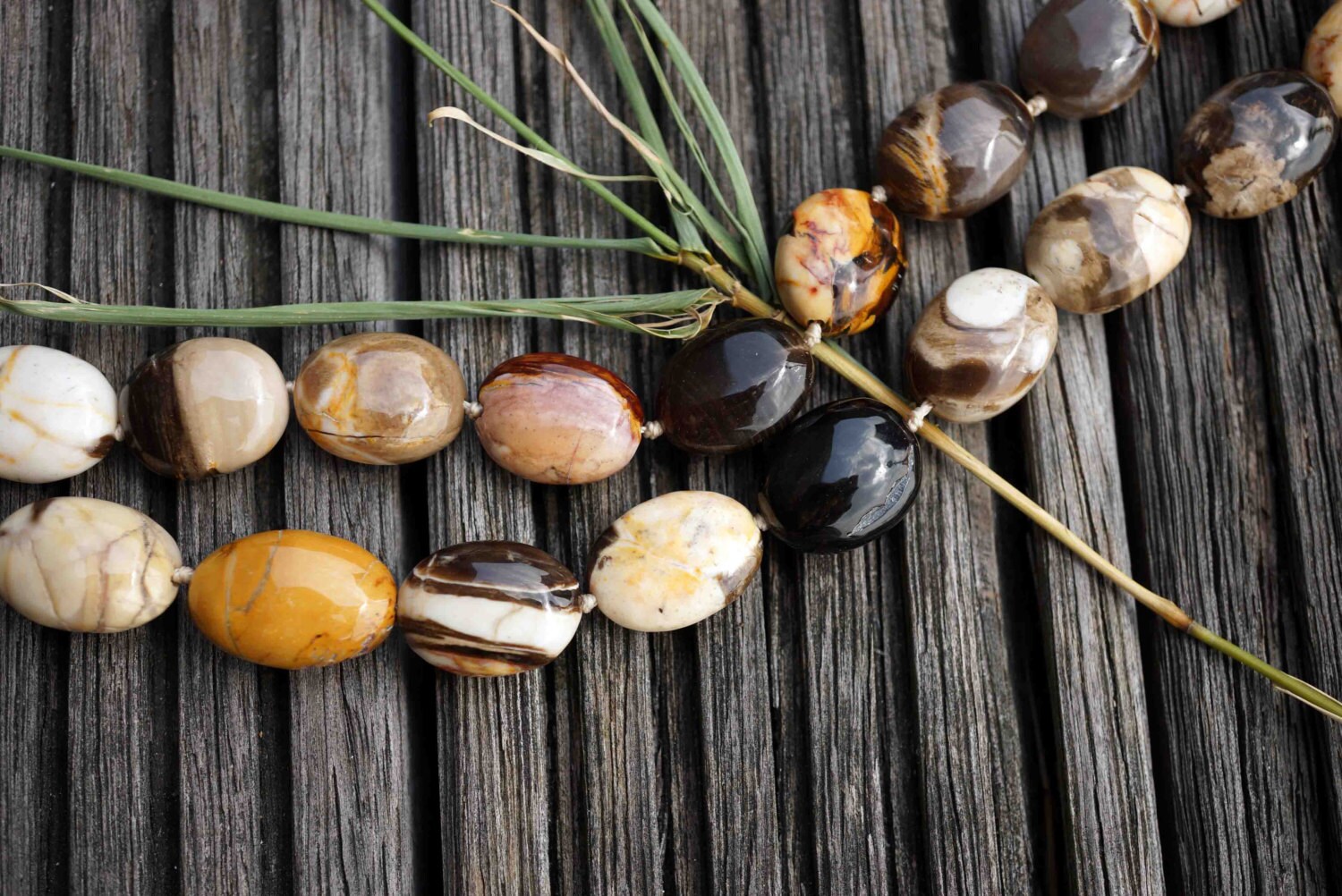 For Sale: Peanut Wood Fossil Beads Australian Petrified Wood 16...