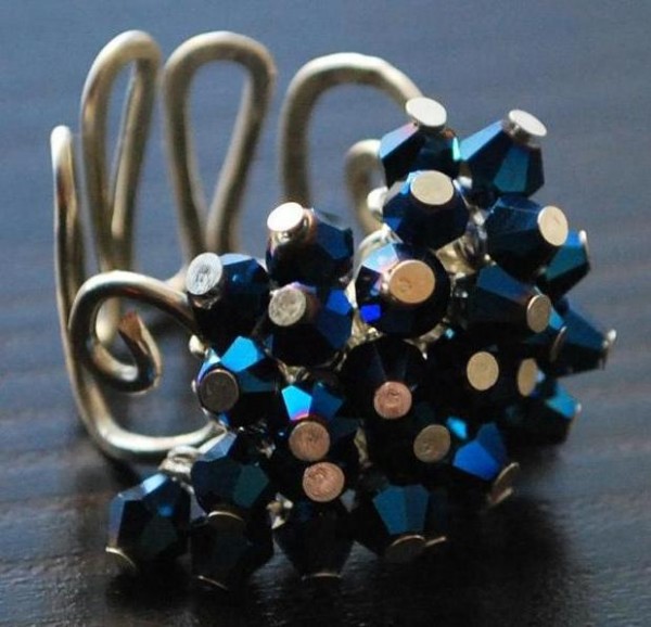 Sparkling Iris Blue Beads Ring - Jewelry Making Ideas | Beadage